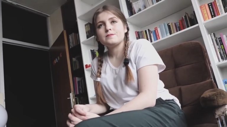 Sofia Smith | Pilladas en la calle Online