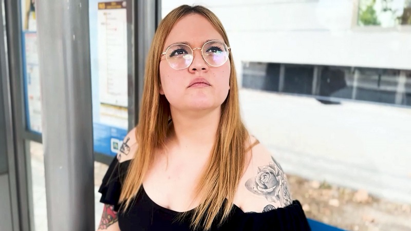 Alice Foxy | Pilladas en la calle Online