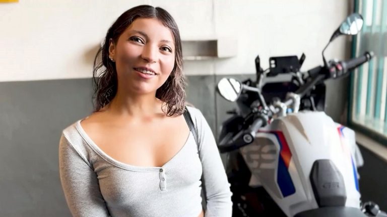 Chloee | Pilladas en la calle Online